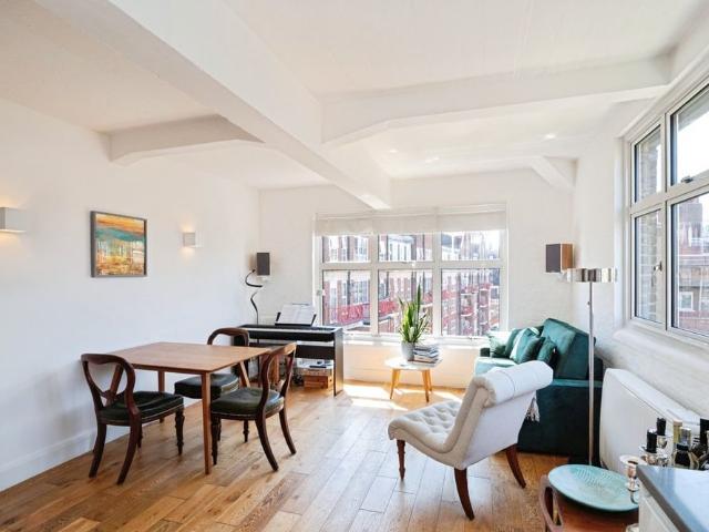 1 Bed Flat, Adelina Grove, E1