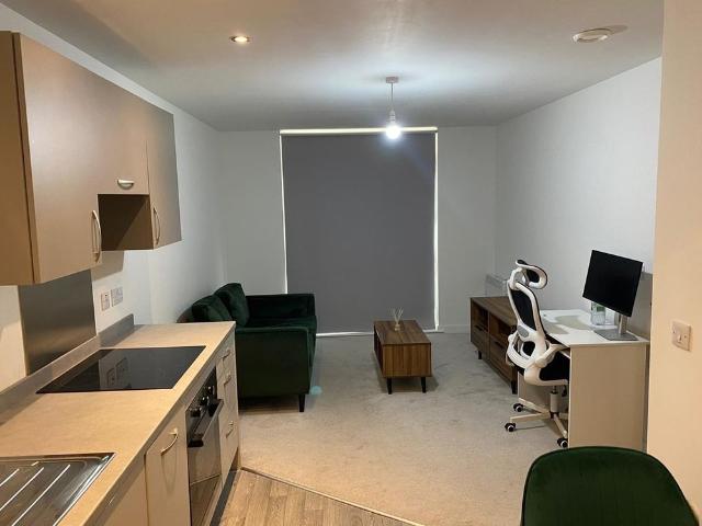 1 Bed Flat, Adelphi Street, M3