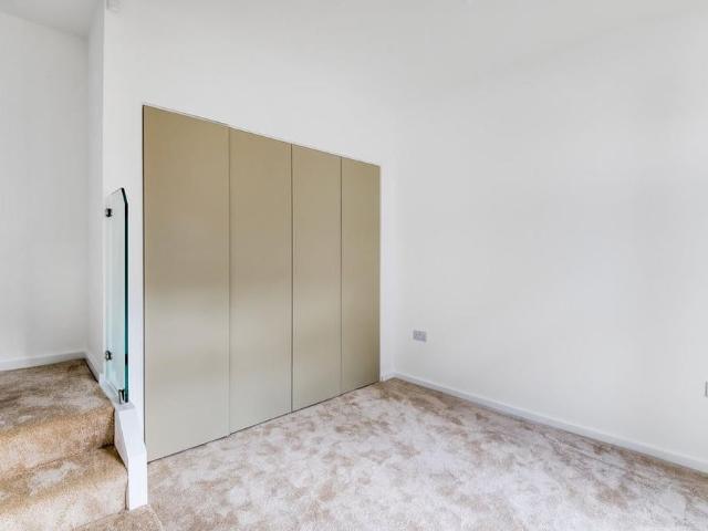 1 Bed Flat, Adolphus Road, N4