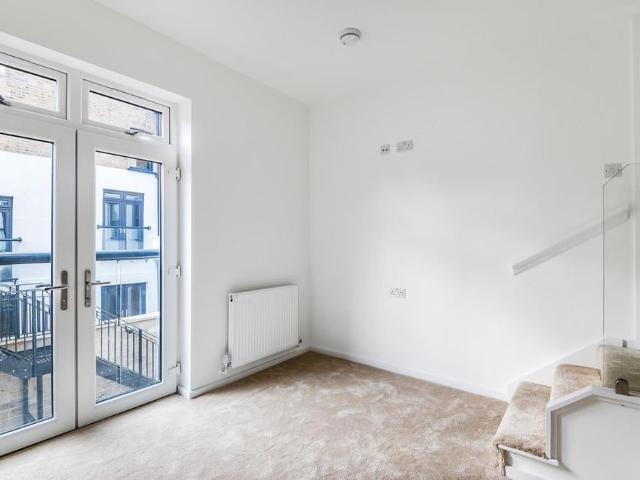 1 Bed Flat, Adolphus Road, N4