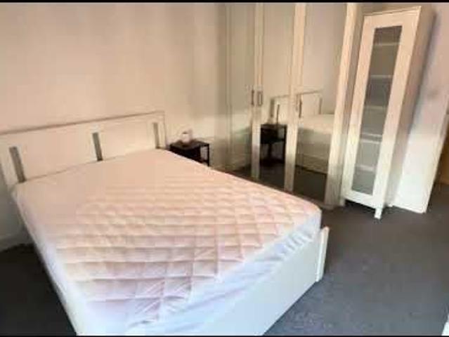 1 Bed Flat, Adriatic Apartments, E16