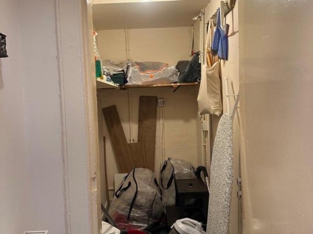 1 Bed Flat, Albert Street, EH7