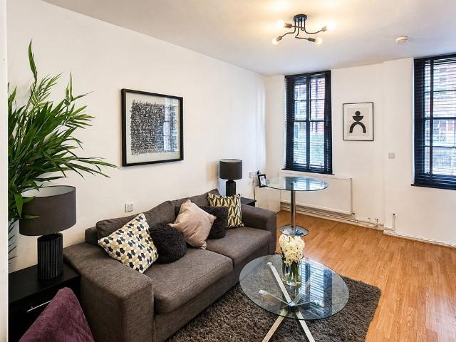 1 Bed Flat, Algar House, SE1