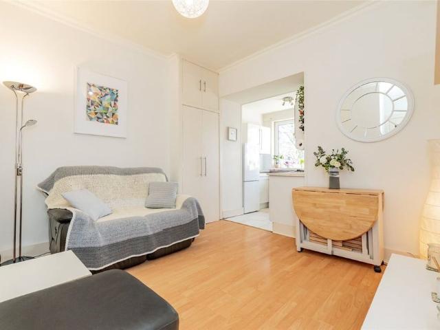 1 Bed Flat, Allan St, AB10
