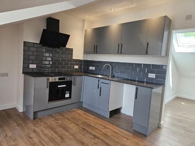 1 Bed Flat, Allesley Old Road, CV5