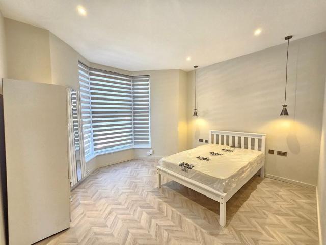 1 Bed Flat, Amhurst Road, N16
