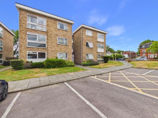 1 bed flat / apartment 48 50 cooden close bromley br1 truepenny's