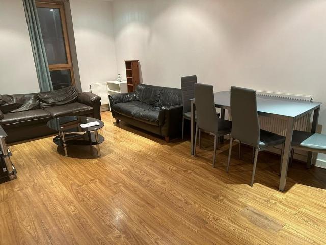 1 Bed Flat, Arboretum Place, IG11