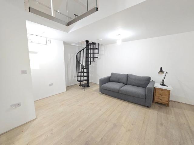 1 Bed Flat, Burghley Road, NW5