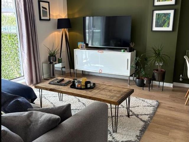 1 Bed Flat, Burgoyne House, TW8