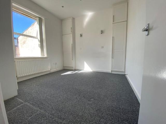 1 Bed Flat, Bagot Street, L15