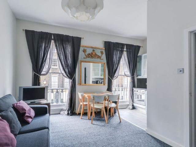1 Bed Flat, Balcombe Street, NW1