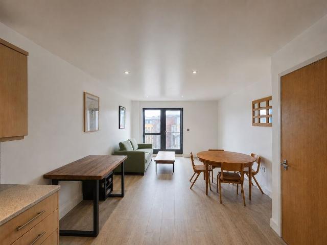 1 Bed Flat, Bamboo Court, E5