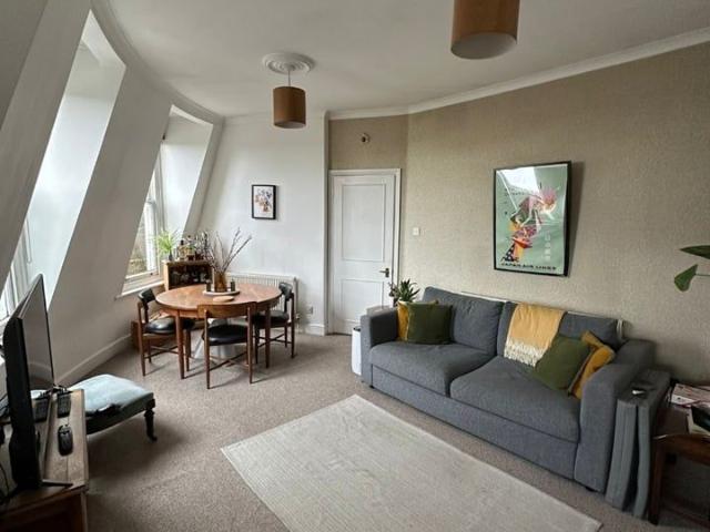 1 Bed Flat, Bank Chambers, N8