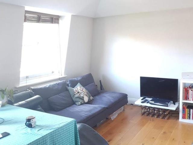 1 Bed Flat, Barnsbury Street, N1