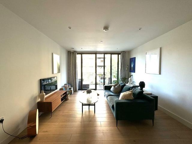 1 Bed Flat, Battersea, SW11