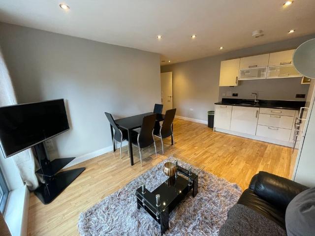 1 Bed Flat, Bedroom Chandlers, LS2