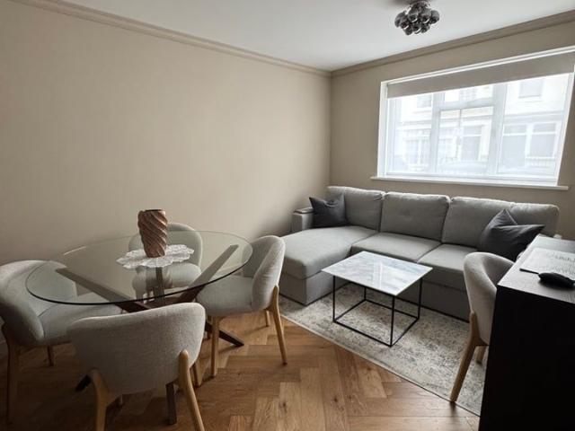 1 Bed Flat, Bell St, NW1