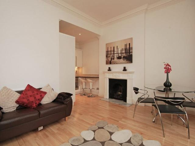 1 Bed Flat, Belsize Avenue, NW3