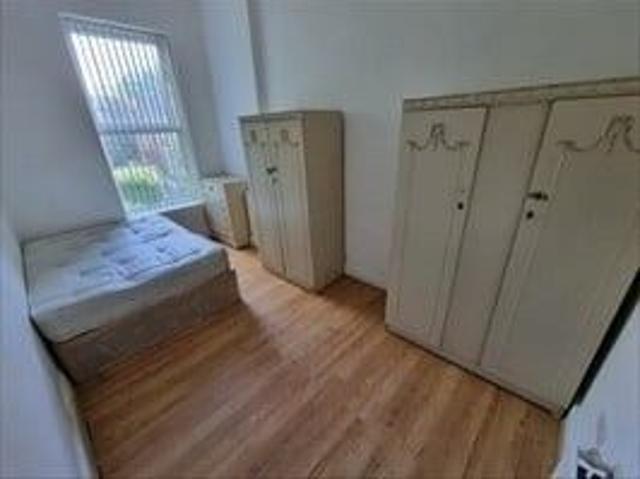1 Bed Flat, Bentley Road, L8