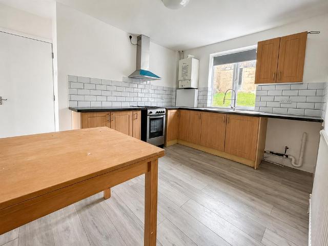 1 Bed Flat, Booker Lane, High. 1 bed flat to rent £1,150 pcm £265 pw