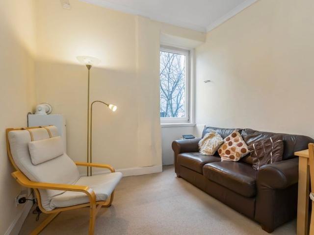 1 Bed Flat, Bothwell Street, EH7