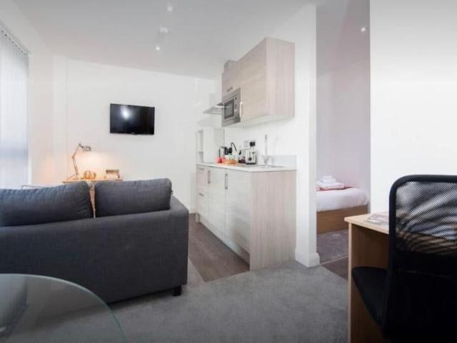 1 Bed Flat, Bracken House, M1