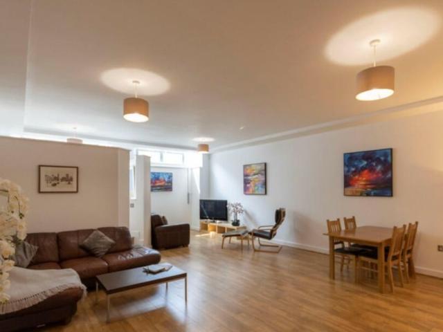 1 Bed Flat, Bradford Street, B12