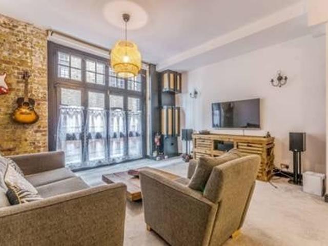 1 Bed Flat, Breezers Court, E1W