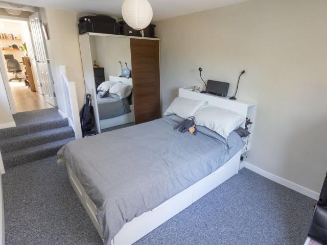 1 Bed Flat, Brook Drive, SE11