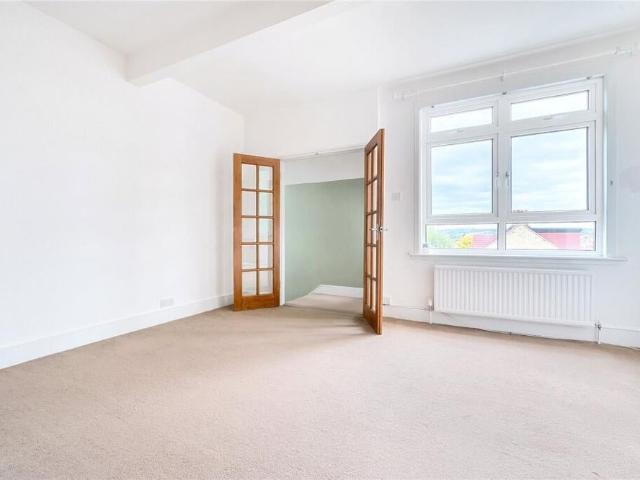 1 Bed Flat, Broomfield Lane, N13