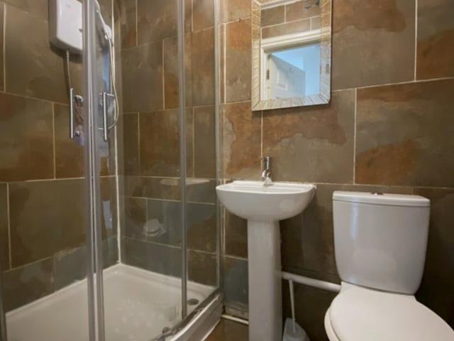 1 Bed Flat, Cyprus Road, LE2