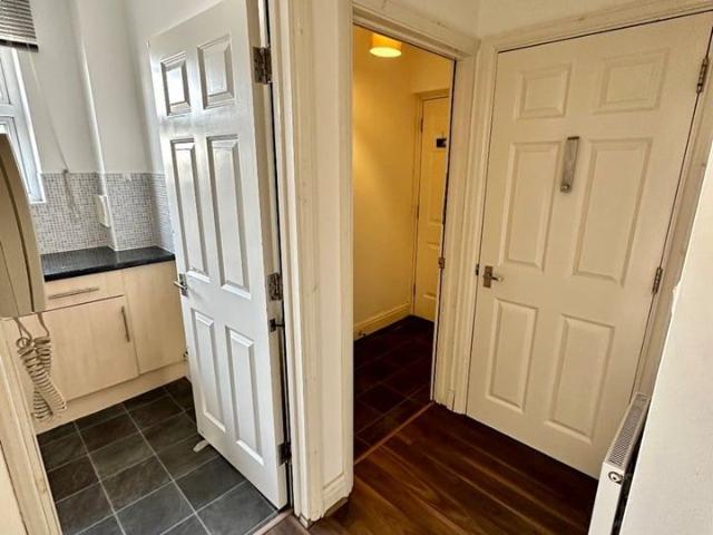 1 Bed Flat, Caldecourt Place, SE23