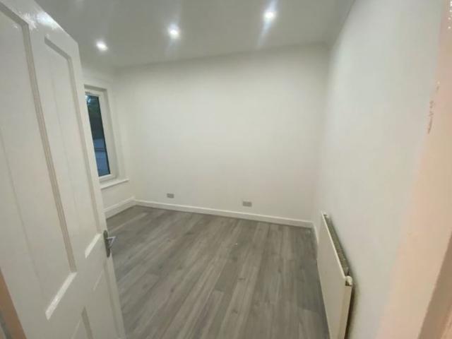 1 Bed Flat, Cann Hall Road, E11