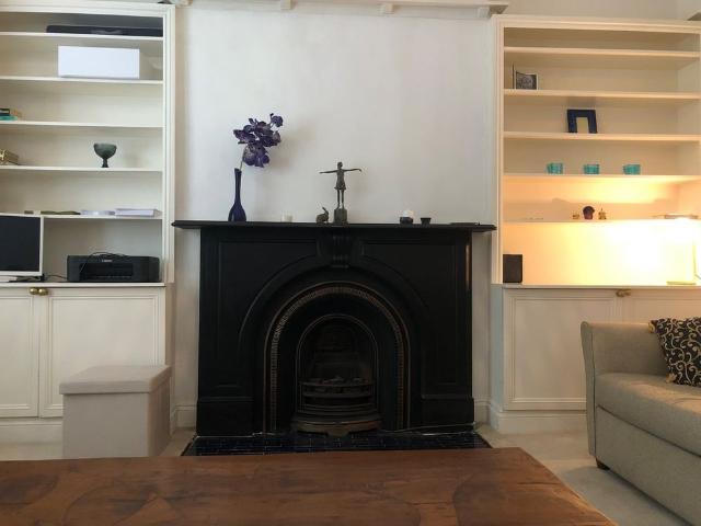 1 Bed Flat, Castelnau, SW13