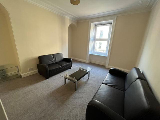 1 Bed Flat, Chapel Street, AB10