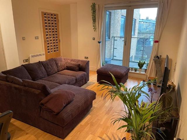 1 Bed Flat, Cheshire Street, E2