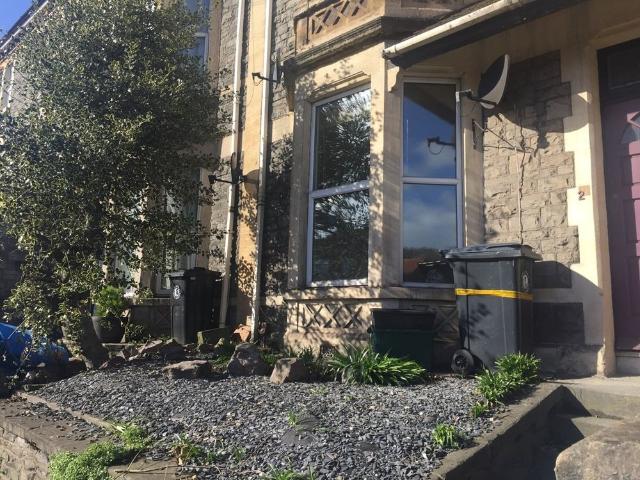 1 Bed Flat, Christina Terrace, BS8