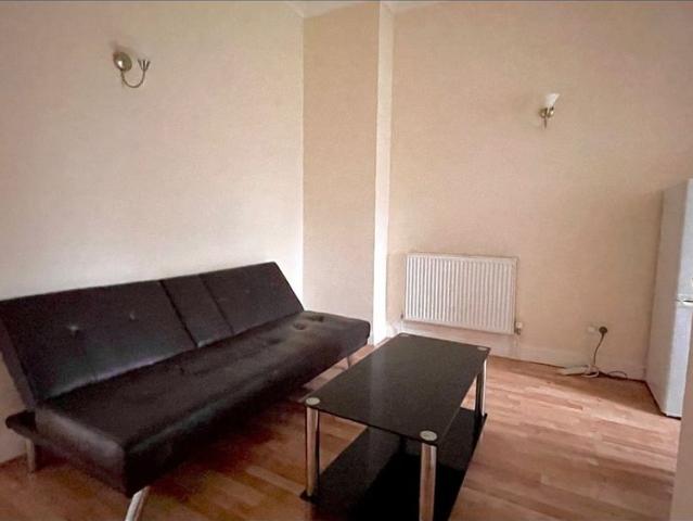 1 Bed Flat, Claremont Road, E7