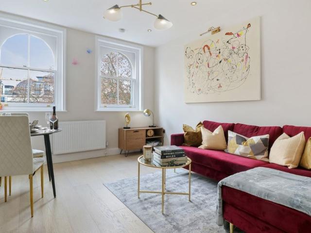 1 Bed Flat, Clifford Court, W2
