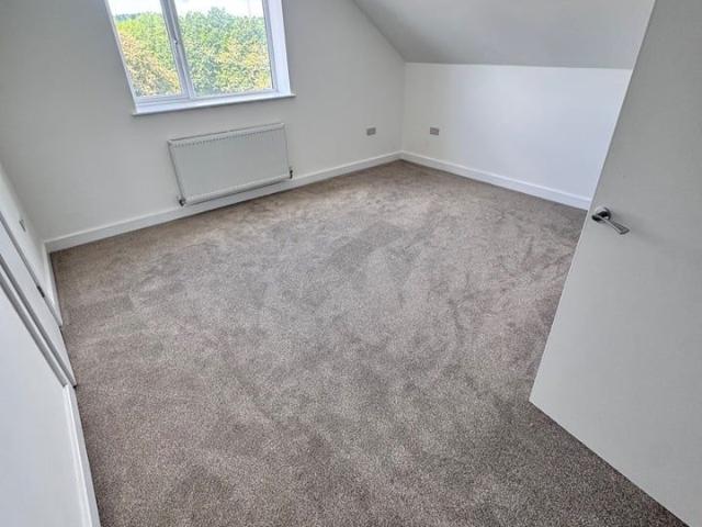 1 Bed Flat, Clough Road, S61
