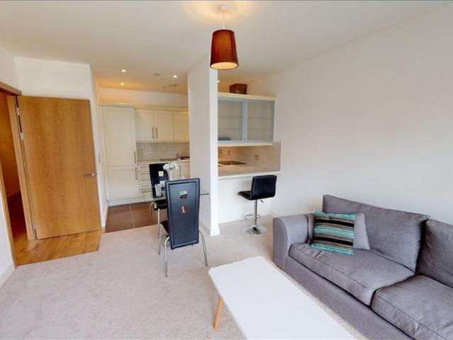 1 Bed Flat, Colquitt Street, L1