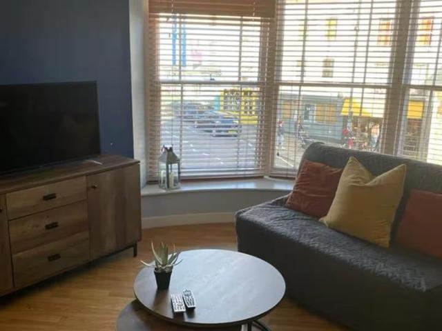1 Bed Flat, Colston St, BS1