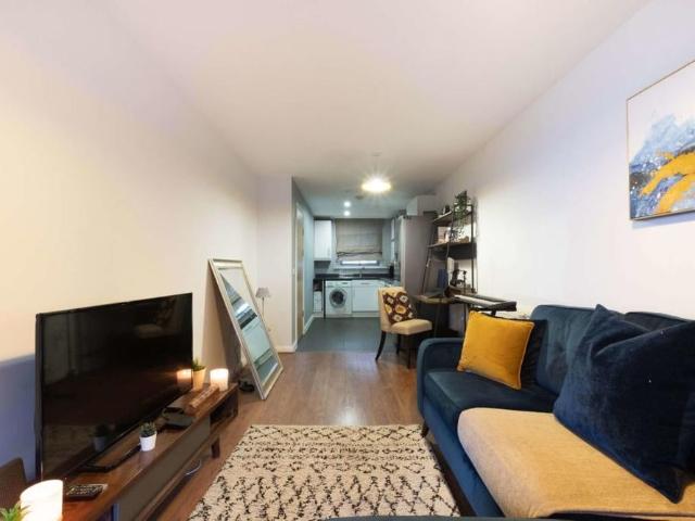 1 Bed Flat, Coppermill Heights, N17