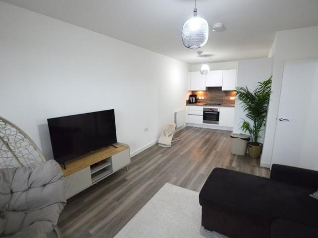 1 Bed Flat, Cornwell House, E6