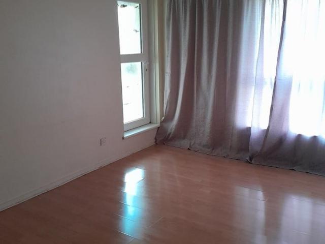 1 Bed Flat, Cowcaddeans, G4