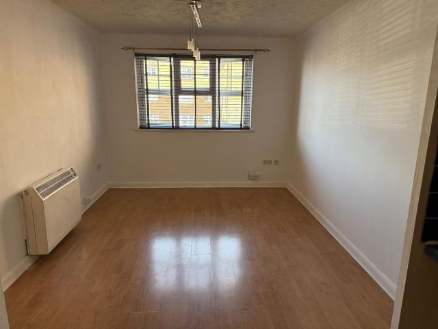 1 Bed Flat, Countess Court, LU2