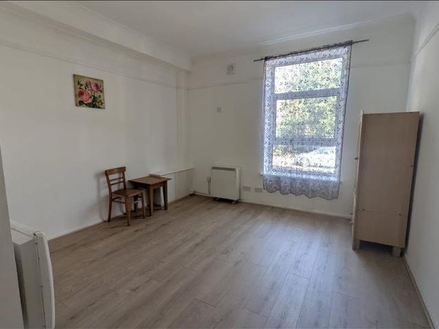 1 Bed Flat, Cranbury Place, SO14