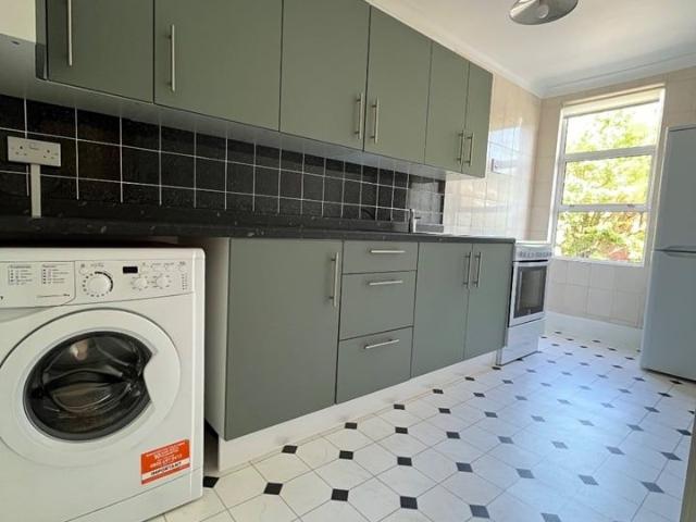 1 Bed Flat, Croham Road, CR2