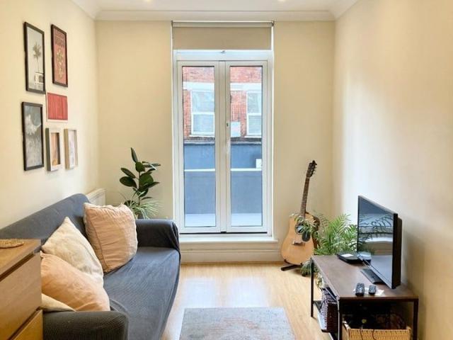 1 Bed Flat, Crouch Hill, N4